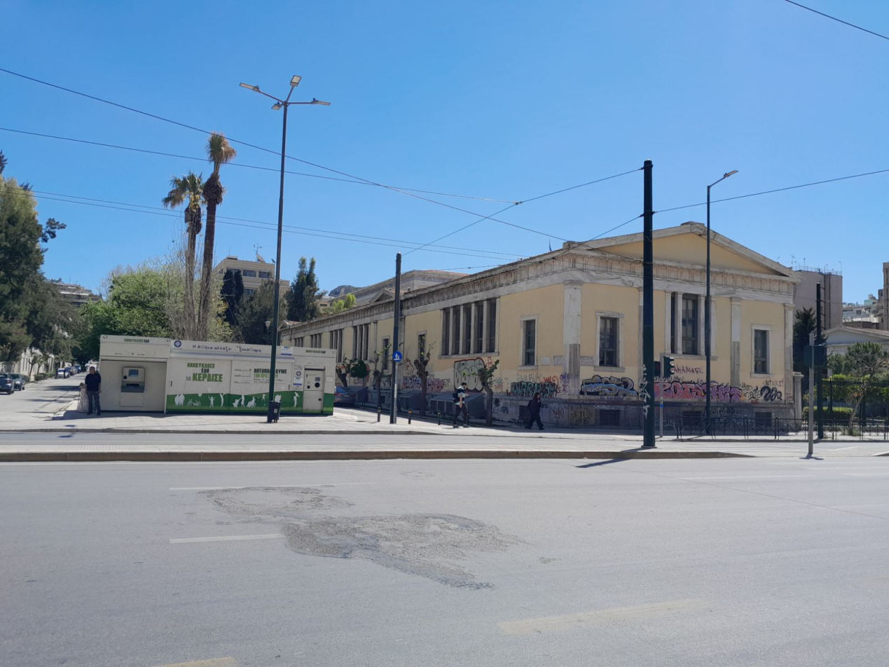 Καταπέλτης ο Σύλλογος Αρχιτεκτόνων για το «βιασμό» δημόσιων χώρων της ...